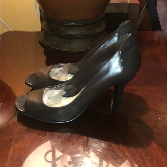 Nine West | Shoes | Nine West Peep Toe Heel | Poshmark